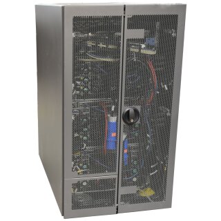 HP Rack 22U + Blade Center 3x C3000 +1x KVM Console TFT7600 + HP Server ...