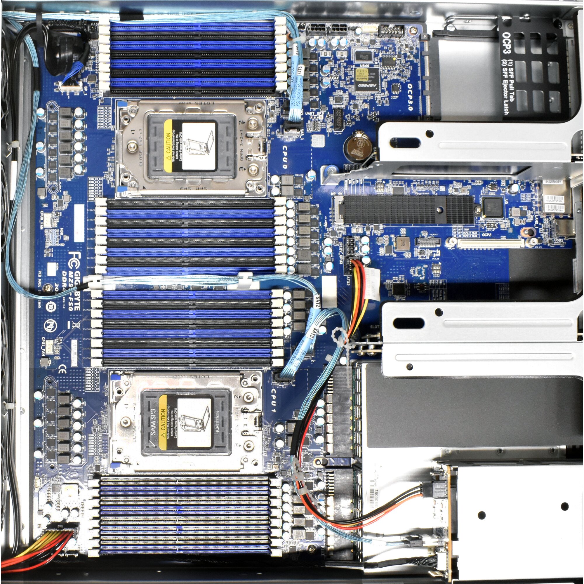 Gigabyte R282-Z90 Server AMD EPYC 7002/7001 0GB PC4 2xHeatsink RailKit ...