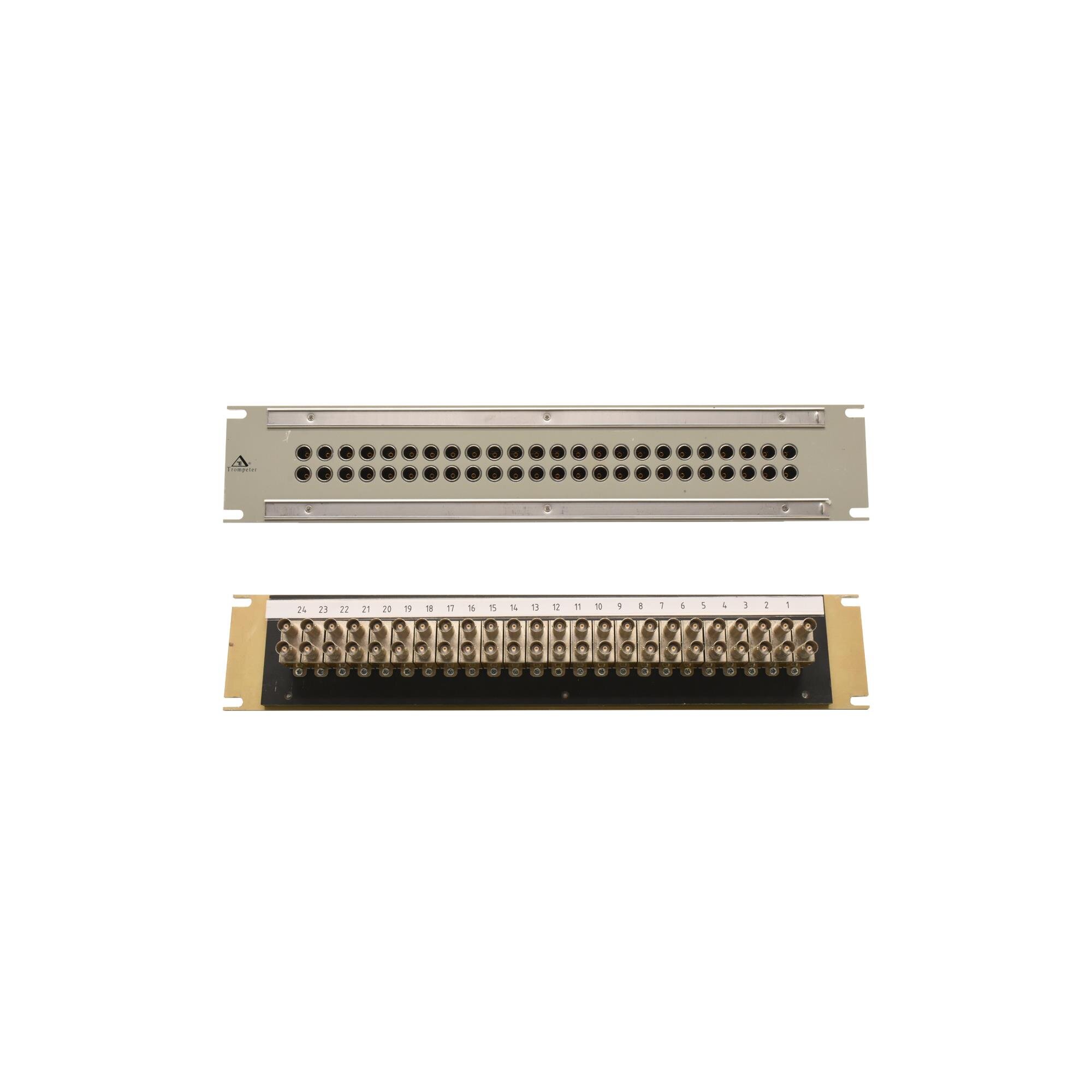 Trompeter Electronics TEI14949 J314WT Dual Cinch BNC Connector Bay ...
